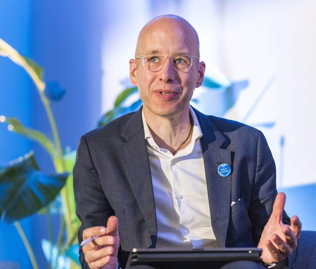 Thomas Nowak to step down as secretary general of the European Heat ...